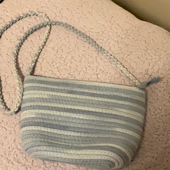 Universal Thread | Bags | Universal Thread Woven Purse In Different ...